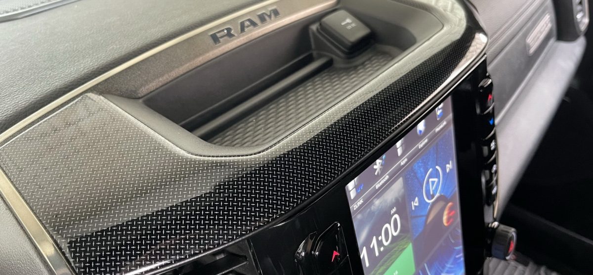 Dodge RAM (2019 – 2023) 12″ HD Tesla-Style Navigation & Infotainment ...