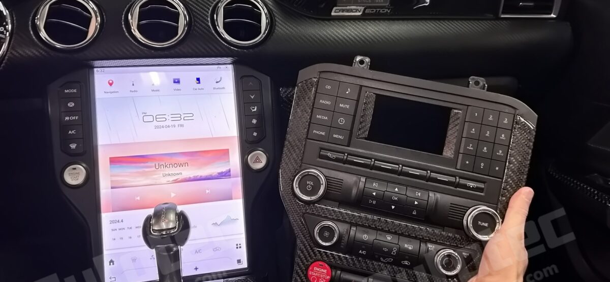 Ford Mustang (2015 – 2023) 14.4″ IPS QHD 2K Touch-Screen Android ...